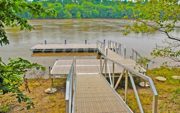 ShoreMaster Infinity FTS9 Dock • Marine Dock & Lift